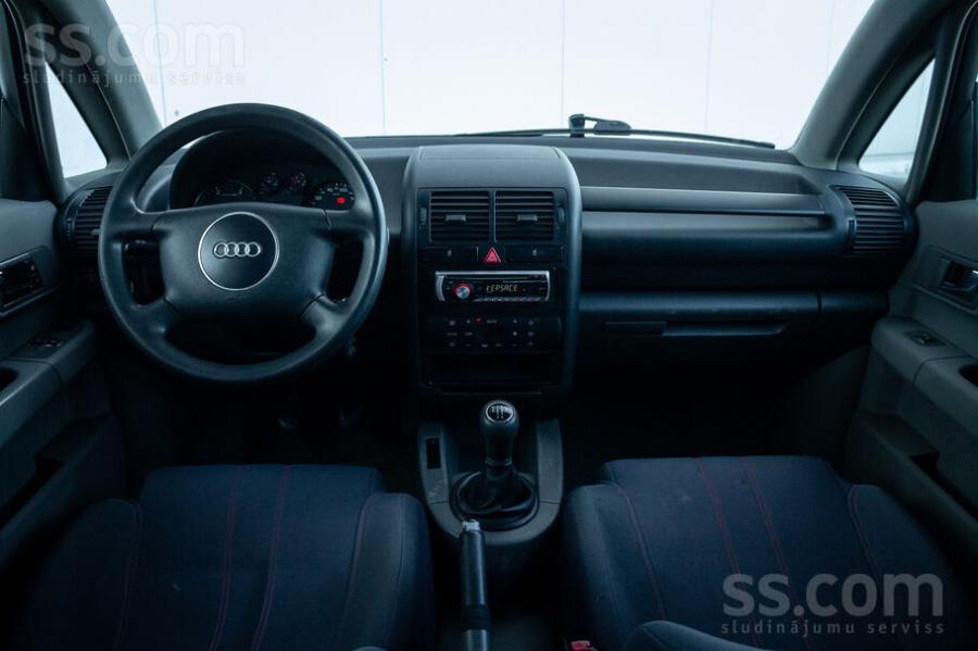Melns Audi A2 2001 Jelgava, ar dzinēja tilpumu 1.40 L un nobraukumu 375 tūkst. km par 1990 €, foto 12 vietnē AUTOMOTO.COM.LV