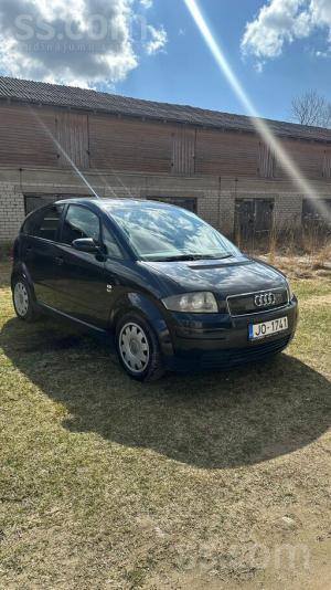 Melns Audi A2 2001 Dobele, ar dzinēja tilpumu 1.40 L un nobraukumu 287 tūkst. km par 1000 €, foto  vietnē AUTOMOTO.COM.LV