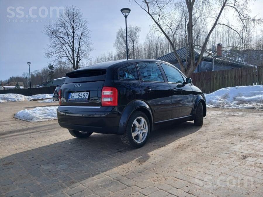 Melns Audi A2 2001 Ludza, ar dzinēja tilpumu 1.40 L un nobraukumu 227 tūkst. km par 2550 €, foto 4 vietnē AUTOMOTO.COM.LV