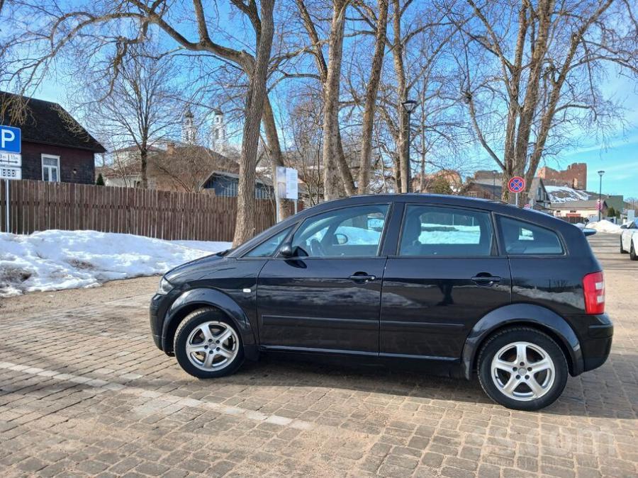 Melns Audi A2 2001 Ludza, ar dzinēja tilpumu 1.40 L un nobraukumu 227 tūkst. km par 2550 €, foto 7 vietnē AUTOMOTO.COM.LV