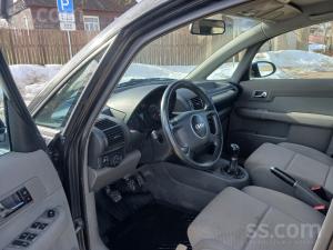 Melns Audi A2 2001 Ludza, ar dzinēja tilpumu 1.40 L un nobraukumu 227 tūkst. km par 2550 €, foto 9 vietnē AUTOMOTO.COM.LV