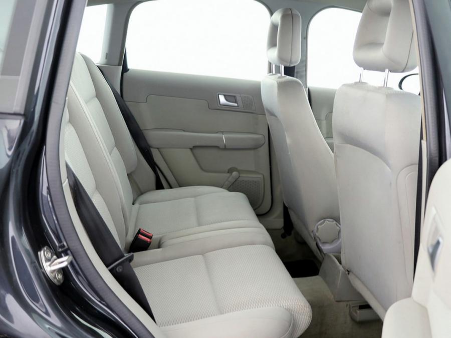 Black Audi A2 2001 in Tallinn, with an engine capacity of 1.40 L and mileage of 133 thousand km for 1399 €, photo 15 on AUTOMOTO.COM.LV