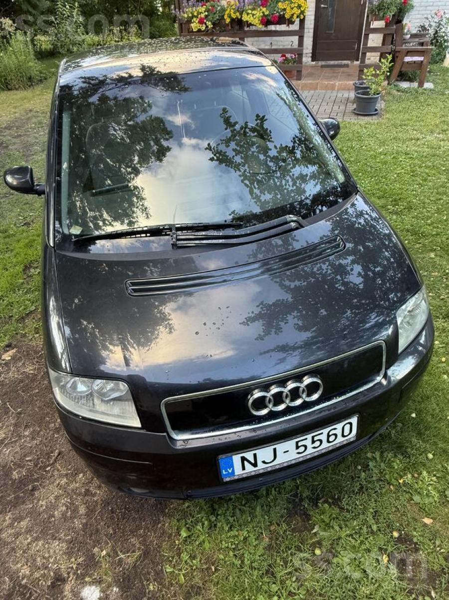 Melns Audi A2 2001 Rīga, ar dzinēja tilpumu 1.40 L un nobraukumu 270 tūkst. km par 1800 €, foto 3 vietnē AUTOMOTO.COM.LV
