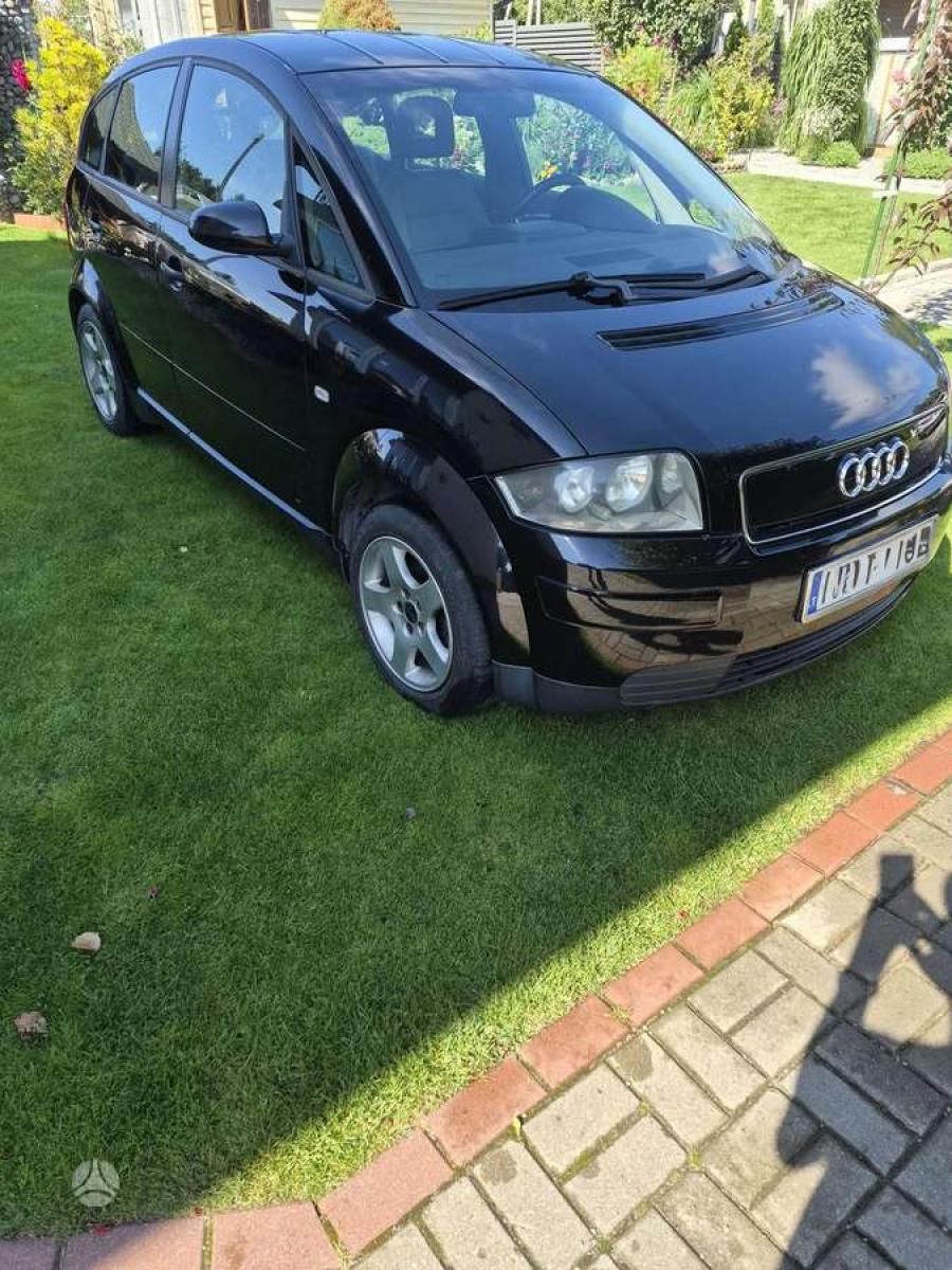 Melns Audi A2 2002 Kauņa, ar dzinēja tilpumu 1.42 L un nobraukumu 200 tūkst. km par 1300 €, foto 3 vietnē AUTOMOTO.COM.LV