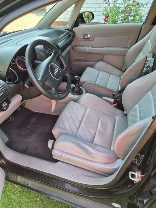 Black Audi A2 2002 in Kaunas, with an engine capacity of 1.42 L and mileage of 200 thousand km for 1300 €, photo 7 on AUTOMOTO.COM.LV