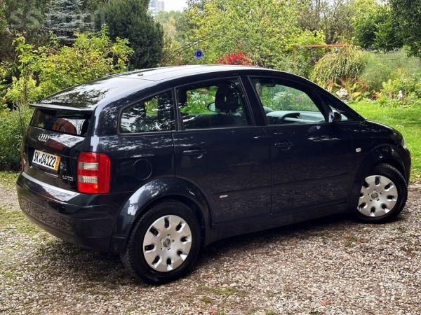 Melns Audi A2 2002 Rīga, ar dzinēja tilpumu 1.40 L un nobraukumu 238 tūkst. km par 3300 €, foto 8 vietnē AUTOMOTO.COM.LV