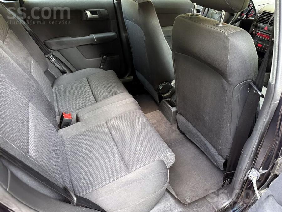 Melns Audi A2 2002 Rīga, ar dzinēja tilpumu 1.40 L un nobraukumu 238 tūkst. km par 3200 €, foto 14 vietnē AUTOMOTO.COM.LV