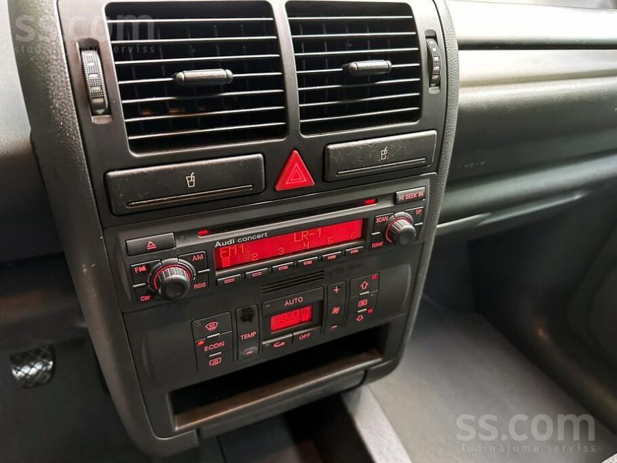 Melns Audi A2 2002 Rīga, ar dzinēja tilpumu 1.40 L un nobraukumu 238 tūkst. km par 3200 €, foto 18 vietnē AUTOMOTO.COM.LV