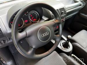 Melns Audi A2 2002 Rīga, ar dzinēja tilpumu 1.40 L un nobraukumu 238 tūkst. km par 3200 €, foto 20 vietnē AUTOMOTO.COM.LV