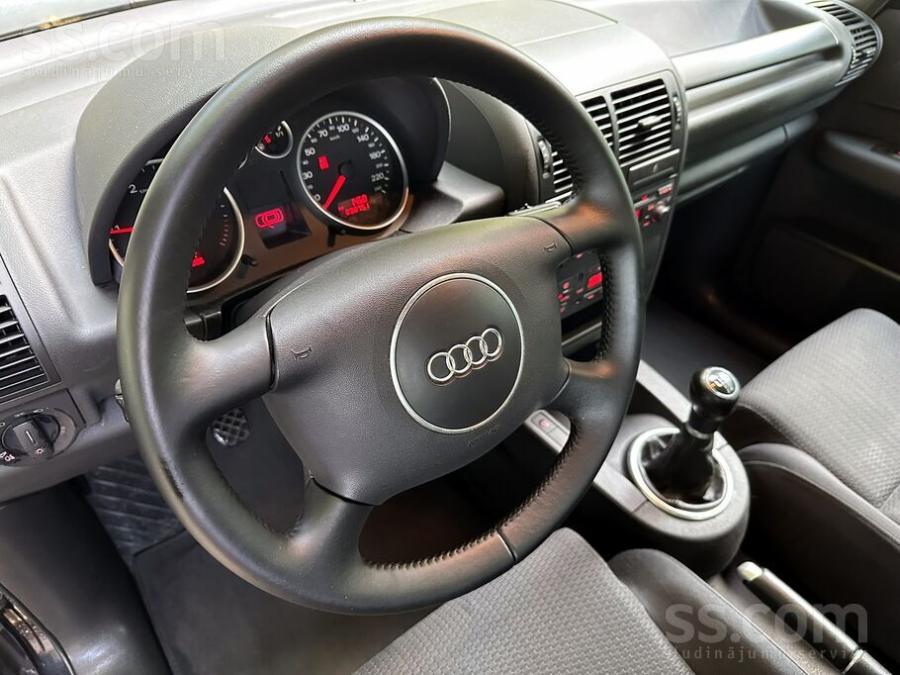 Melns Audi A2 2002 Rīga, ar dzinēja tilpumu 1.40 L un nobraukumu 238 tūkst. km par 3200 €, foto 20 vietnē AUTOMOTO.COM.LV