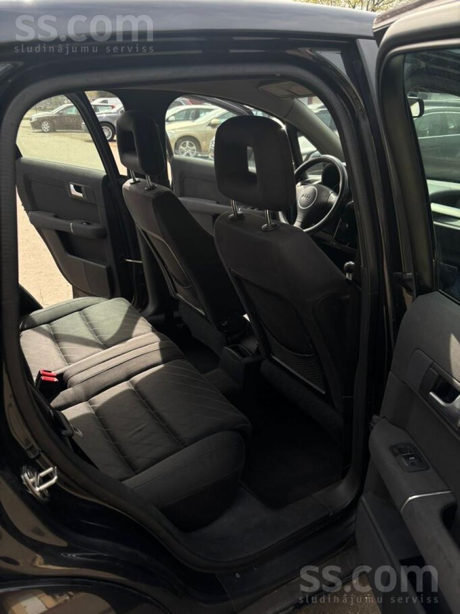 Melns Audi A2 2003 Rīga, ar dzinēja tilpumu 1.60 L un nobraukumu 227 tūkst. km par 3750 €, foto 13 vietnē AUTOMOTO.COM.LV
