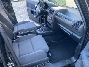 Black Audi A2 2003 in Riga, with an engine capacity of 1.40 L and mileage of 250 thousand km for 2850 €, photo 9 on AUTOMOTO.COM.LV