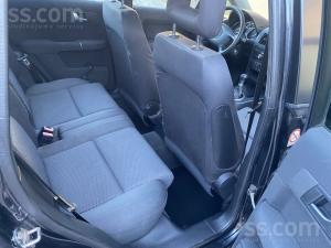 Black Audi A2 2003 in Riga, with an engine capacity of 1.40 L and mileage of 250 thousand km for 2850 €, photo 11 on AUTOMOTO.COM.LV