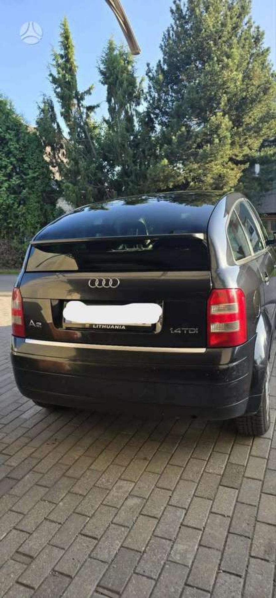 Black Audi A2 2003 in Siauliai, with an engine capacity of 1.42 L and mileage of 254 thousand km for 1500 €, photo 9 on AUTOMOTO.COM.LV