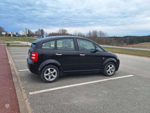 Audi A2 2003 Švenčionys vietnē Melns Audi A2 2003 Švenčionys, ar dzinēja tilpumu 1.42 L un nobraukumu 414 tūkst. km par 1600 €, foto 3 vietnē AUTOMOTO.COM.LV