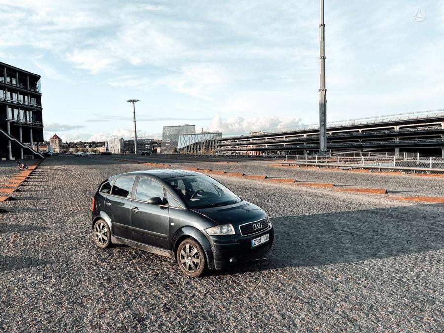 Black Audi A2 2004 in Kaunas, with an engine capacity of 1.42 L and mileage of 330 thousand km for 1850 €, photo 1 on AUTOMOTO.COM.LV
