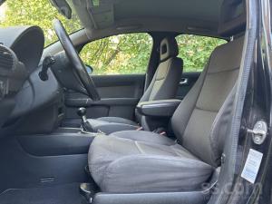 Melns Audi A2 2004 Rīga, ar dzinēja tilpumu 1.40 L un nobraukumu 309 tūkst. km par 2990 €, foto 15 vietnē AUTOMOTO.COM.LV