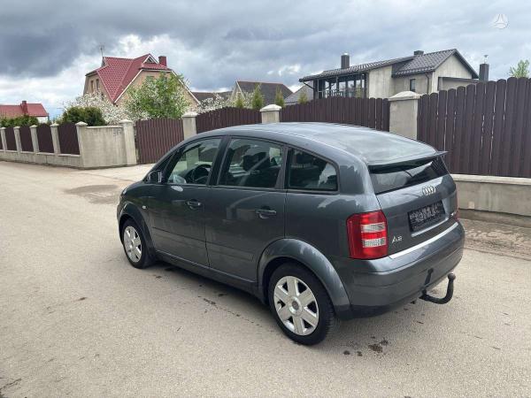 Melns Audi A2 2004 Jurbarkas, ar dzinēja tilpumu 1.42 L un nobraukumu 245 tūkst. km par 2900 €, foto 6 vietnē AUTOMOTO.COM.LV