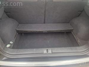 Black Audi A2 2004 in Valmiera, with an engine capacity of 1.40 L and mileage of 306 thousand km for 1800 €, photo 8 on AUTOMOTO.COM.LV