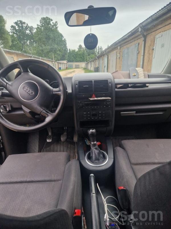 Black Audi A2 2004 in Valmiera, with an engine capacity of 1.40 L and mileage of 306 thousand km for 1800 €, photo 9 on AUTOMOTO.COM.LV