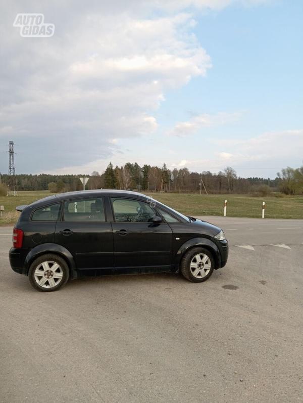 Black Audi A2 2005 in Kazlu Ruda, with an engine capacity of 1.40 L and mileage of 316 thousand km for 1150 €, photo 5 on AUTOMOTO.COM.LV