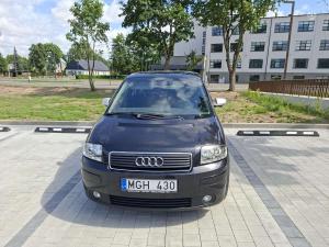 Melns Audi A2 2004 Kauņa, ar dzinēja tilpumu 1.39 L un nobraukumu 216 tūkst. km par 2200 €, foto  vietnē AUTOMOTO.COM.LV