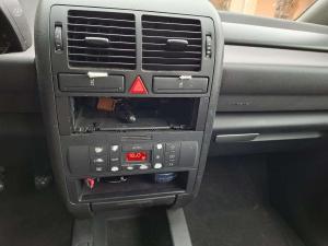Melns Audi A2 2004 Kauņa, ar dzinēja tilpumu 1.39 L un nobraukumu 216 tūkst. km par 2200 €, foto 8 vietnē AUTOMOTO.COM.LV