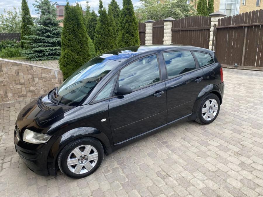 Black Audi A2 2003 in Riga, with an engine capacity of 1.40 L and mileage of 247 thousand km for 2900 €, photo 3 on AUTOMOTO.COM.LV