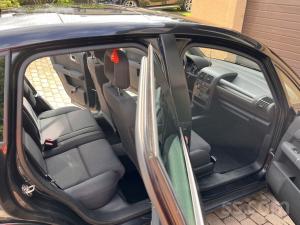 Black Audi A2 2003 in Riga, with an engine capacity of 1.40 L and mileage of 247 thousand km for 2900 €, photo 9 on AUTOMOTO.COM.LV