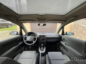 Black Audi A2 2003 in Riga, with an engine capacity of 1.40 L and mileage of 247 thousand km for 2900 €, photo 12 on AUTOMOTO.COM.LV