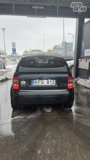 Zils Audi A2 2000 Viļņa, ar dzinēja tilpumu 1.40 L un nobraukumu 239 tūkst. km par 1400 €, foto 5 vietnē AUTOMOTO.COM.LV