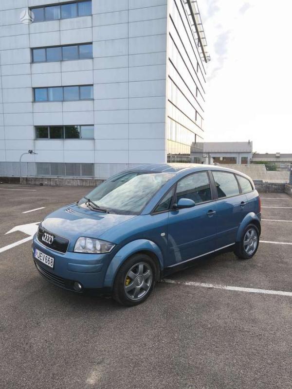 Zils Audi A2 2001 Viļņa, ar dzinēja tilpumu 1.42 L un nobraukumu 402 tūkst. km par 1700 €, foto 5 vietnē AUTOMOTO.COM.LV