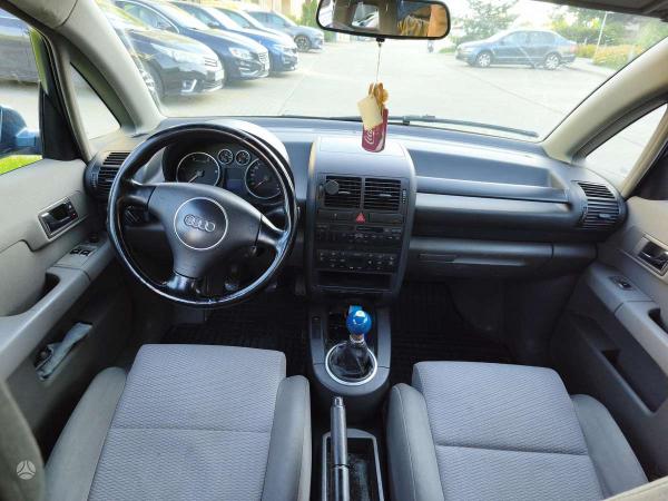 Zils Audi A2 2001 Viļņa, ar dzinēja tilpumu 1.42 L un nobraukumu 402 tūkst. km par 1700 €, foto 9 vietnē AUTOMOTO.COM.LV