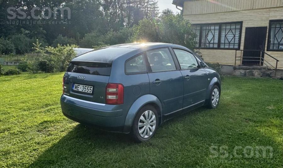 Blue Audi A2 2001 in Ludza, with an engine capacity of 1.40 L and mileage of 289 thousand km for 1900 €, photo 4 on AUTOMOTO.COM.LV