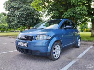 Zils Audi A2 2001 Radviliškis, ar dzinēja tilpumu 1.40 L un nobraukumu 312 tūkst. km par 2250 €, foto  vietnē AUTOMOTO.COM.LV