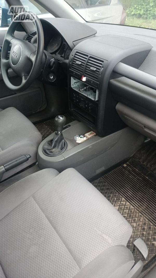 Blue Audi A2 2001 in Kaunas, with an engine capacity of 1.40 L and mileage of 228 thousand km for 1200 €, photo 5 on AUTOMOTO.COM.LV