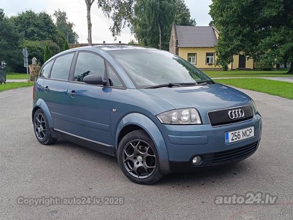 Zils Audi A2 2001 Tallina, ar dzinēja tilpumu 1.40 L un nobraukumu 257 tūkst. km par 800 €, foto 1 vietnē AUTOMOTO.COM.LV