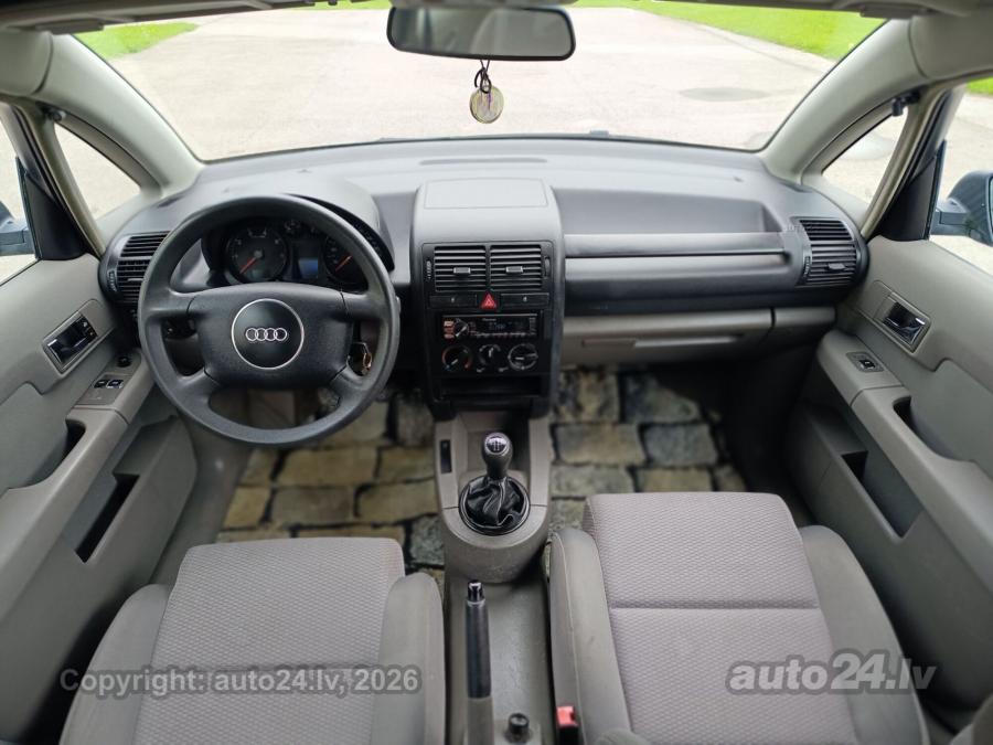 Blue Audi A2 2001 in Tallinn, with an engine capacity of 1.40 L and mileage of 257 thousand km for 800 €, photo 12 on AUTOMOTO.COM.LV