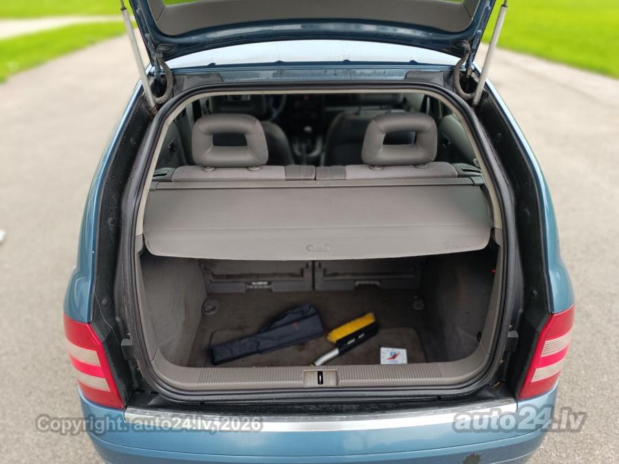Blue Audi A2 2001 in Tallinn, with an engine capacity of 1.40 L and mileage of 257 thousand km for 800 €, photo 13 on AUTOMOTO.COM.LV