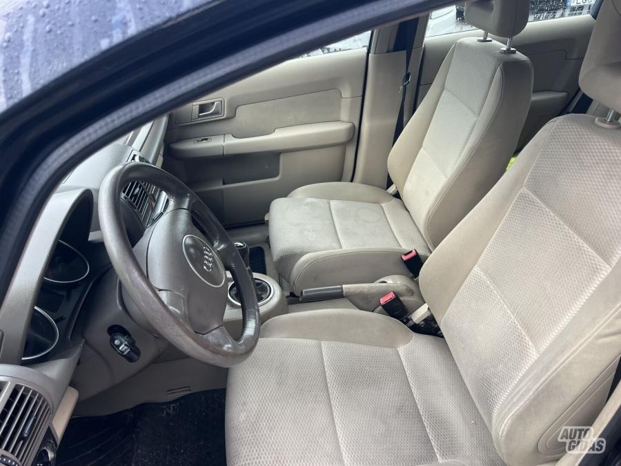 Blue Audi A2 2001 in Siauliai, with an engine capacity of 1.40 L and mileage of 0 thousand km for 1199 €, photo 14 on AUTOMOTO.COM.LV