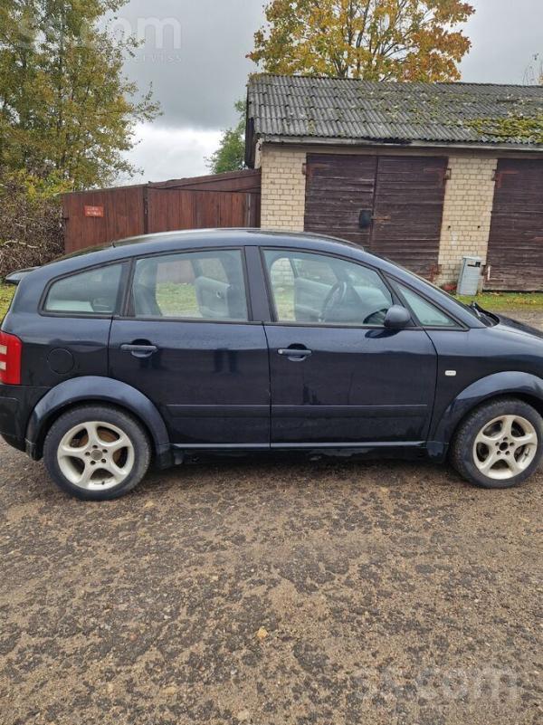 Blue Audi A2 2001 in Aizkraukle, with an engine capacity of 1.40 L and mileage of 342 thousand km for 1850 €, photo 6 on AUTOMOTO.COM.LV