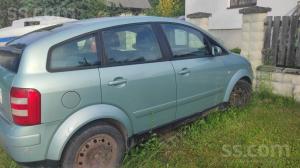 Zils Audi A2 2002 Ogre, ar dzinēja tilpumu 1.40 L un nobraukumu 188 tūkst. km par 800 €, foto  vietnē AUTOMOTO.COM.LV