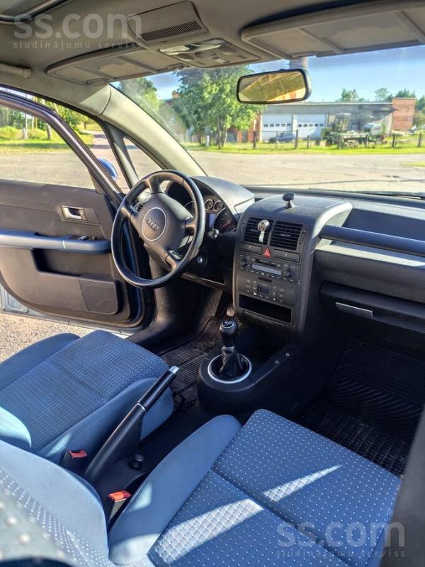 Blue Audi A2 2002 in Cesis, with an engine capacity of 1.40 L and mileage of 396 thousand km for 1700 €, photo 4 on AUTOMOTO.COM.LV