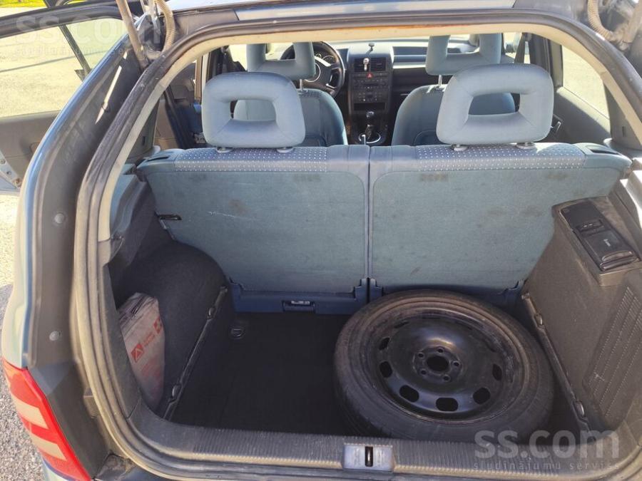 Blue Audi A2 2002 in Cesis, with an engine capacity of 1.40 L and mileage of 396 thousand km for 1700 €, photo 8 on AUTOMOTO.COM.LV