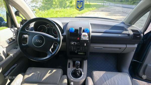 Zils Audi A2 2002 Kauņa, ar dzinēja tilpumu 1.39 L un nobraukumu 275 tūkst. km par 1600 €, foto 9 vietnē AUTOMOTO.COM.LV