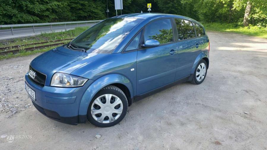 Zils Audi A2 2002 Kauņa, ar dzinēja tilpumu 1.39 L un nobraukumu 275 tūkst. km par 1600 €, foto 15 vietnē AUTOMOTO.COM.LV