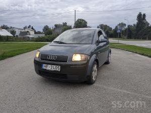 Zils Audi A2 2003 Rīga, ar dzinēja tilpumu 1.20 L un nobraukumu 266 tūkst. km par 2400 €, foto  vietnē AUTOMOTO.COM.LV