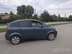 Zils Audi A2 2003 Rīga, ar dzinēja tilpumu 1.20 L un nobraukumu 266 tūkst. km par 2400 €, foto 4 vietnē AUTOMOTO.COM.LV