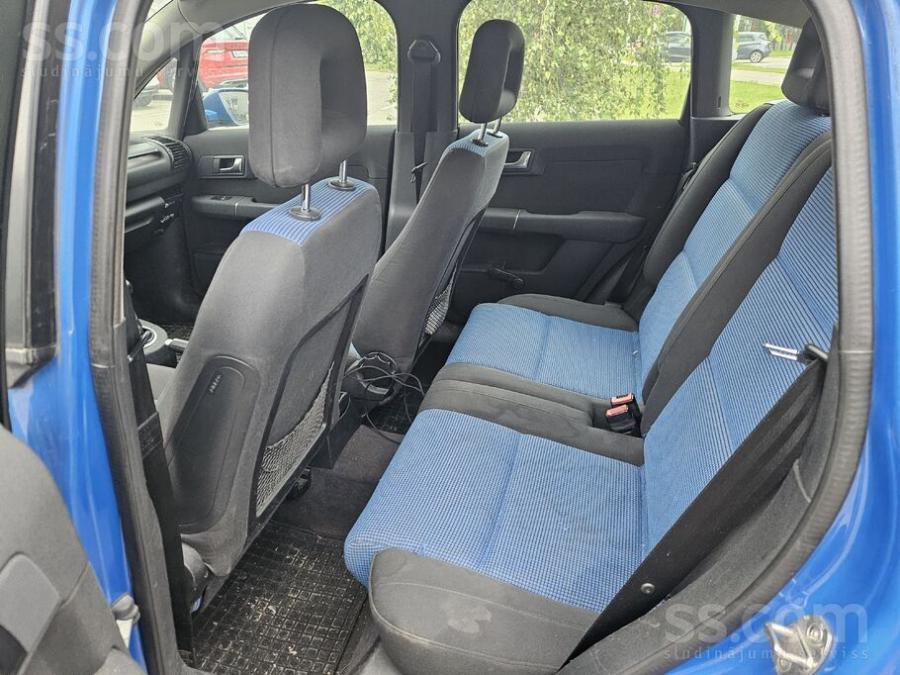 Zils Audi A2 2003 Rīga, ar dzinēja tilpumu 1.40 L un nobraukumu 234 tūkst. km par 1300 €, foto 5 vietnē AUTOMOTO.COM.LV