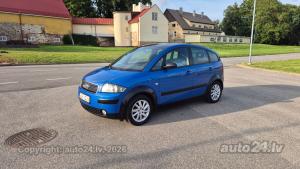 Zils Audi A2 2004 Tartu, ar dzinēja tilpumu 1.60 L un nobraukumu 264 tūkst. km par 4900 €, foto 20 vietnē AUTOMOTO.COM.LV